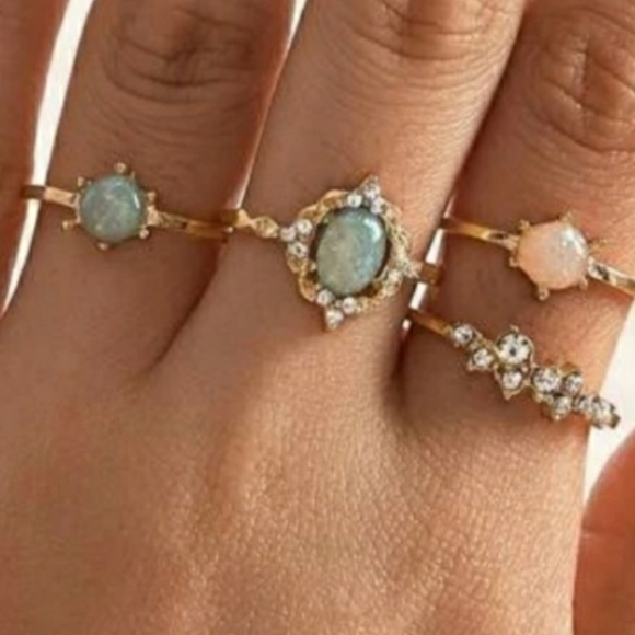 Jewelry | 4 Pc Dainty Gold Rinestone Ring Set | Poshmark